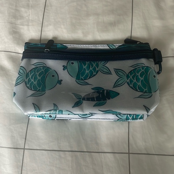 thirty-one | Bags | Euc Thirty One Clip Thermal Pouch | Poshmark